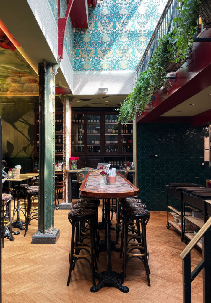 Gezelschappen - Ruby Rose